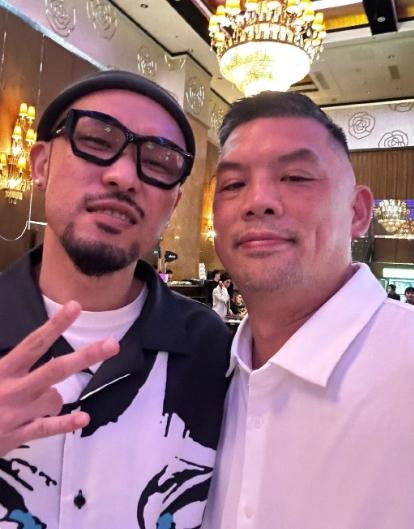 49岁张震岳举行婚礼 与妻子领证4年儿子5岁——上海热线娱乐频道